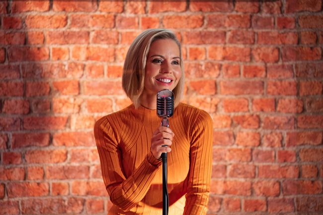 Hollyoaks spoilers: Cindy Cunningham becomes a stand up comedian ...